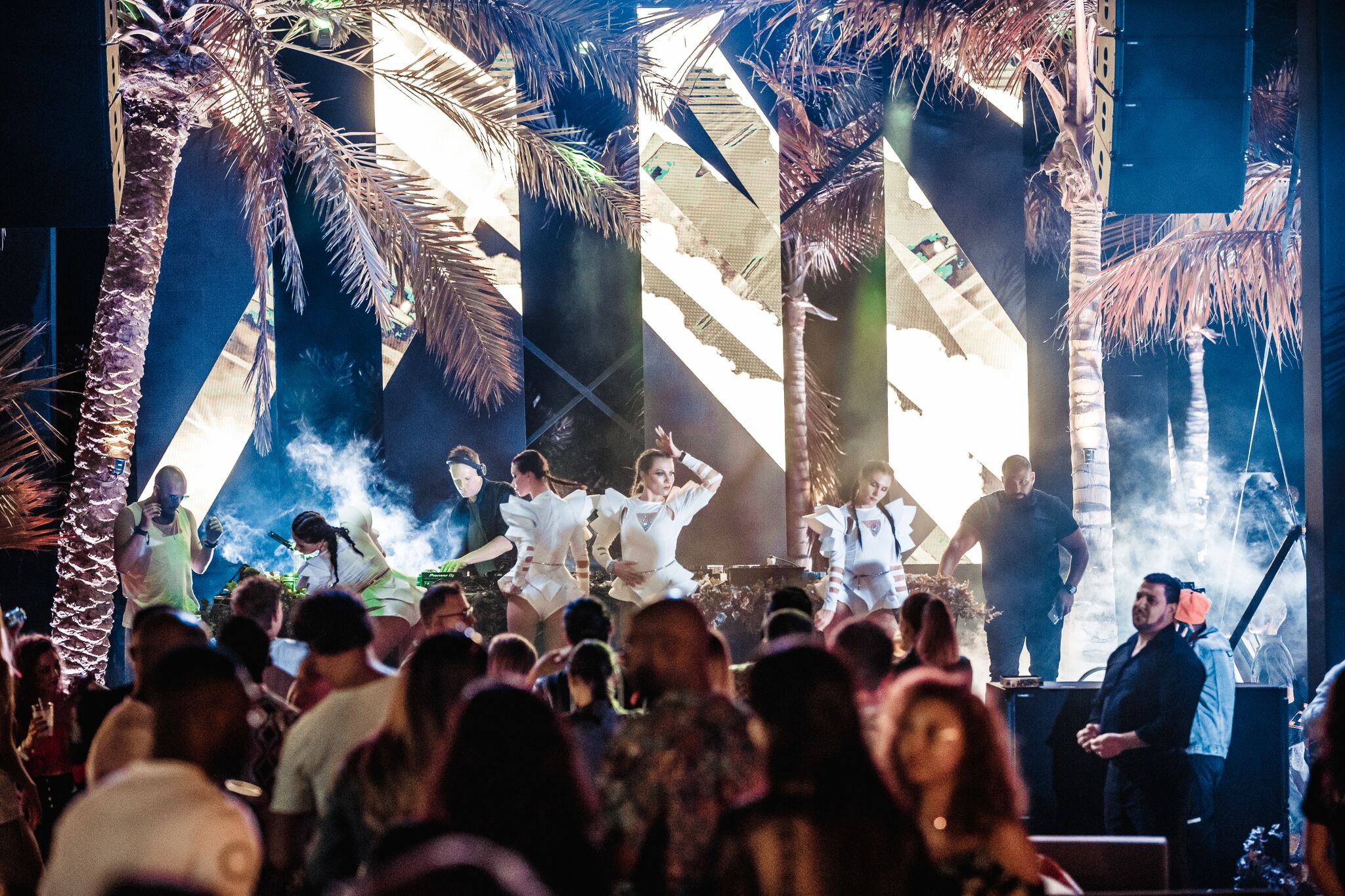 Lighting & Sound Production - La Table Events